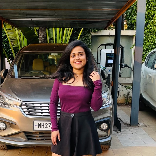 Riya Jain (@riya_jain19) | Topmate