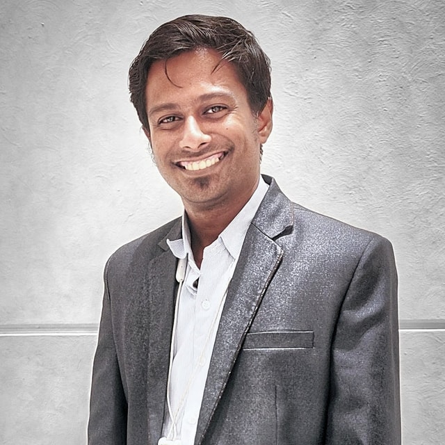 Sourav Saha - Book a call on Topmate