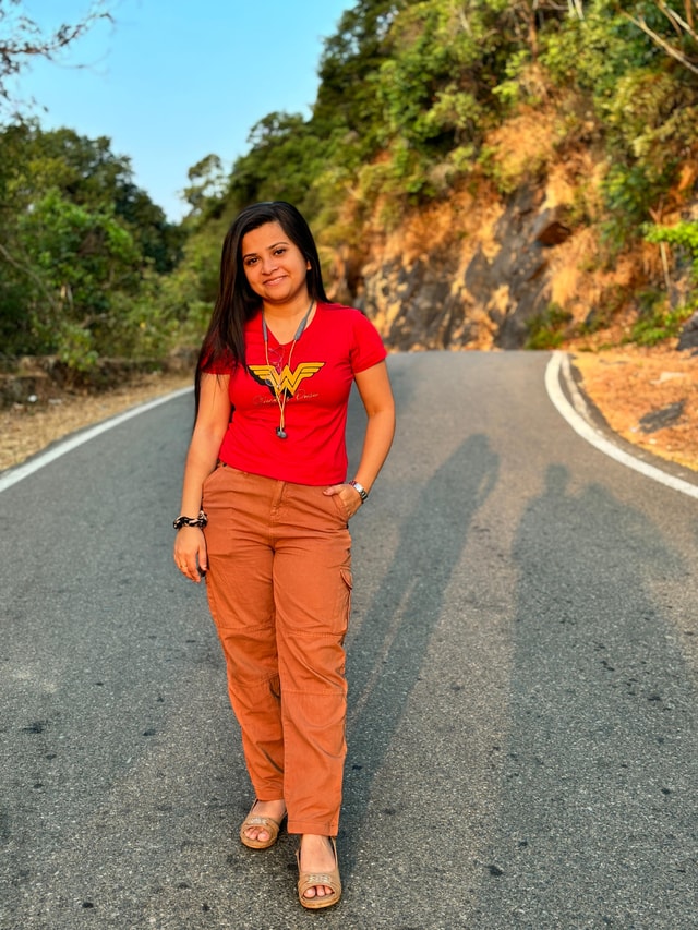 Ayushi Das - Book a call on Topmate