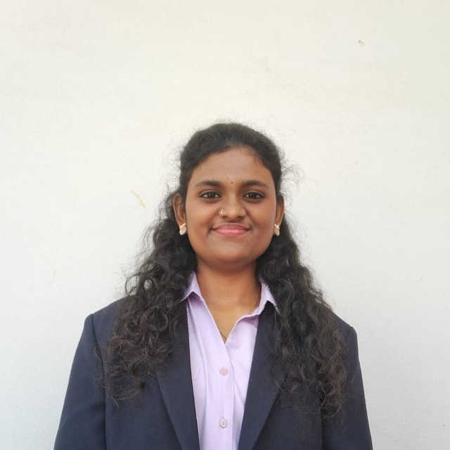 Thejaswini - Book a call on Topmate